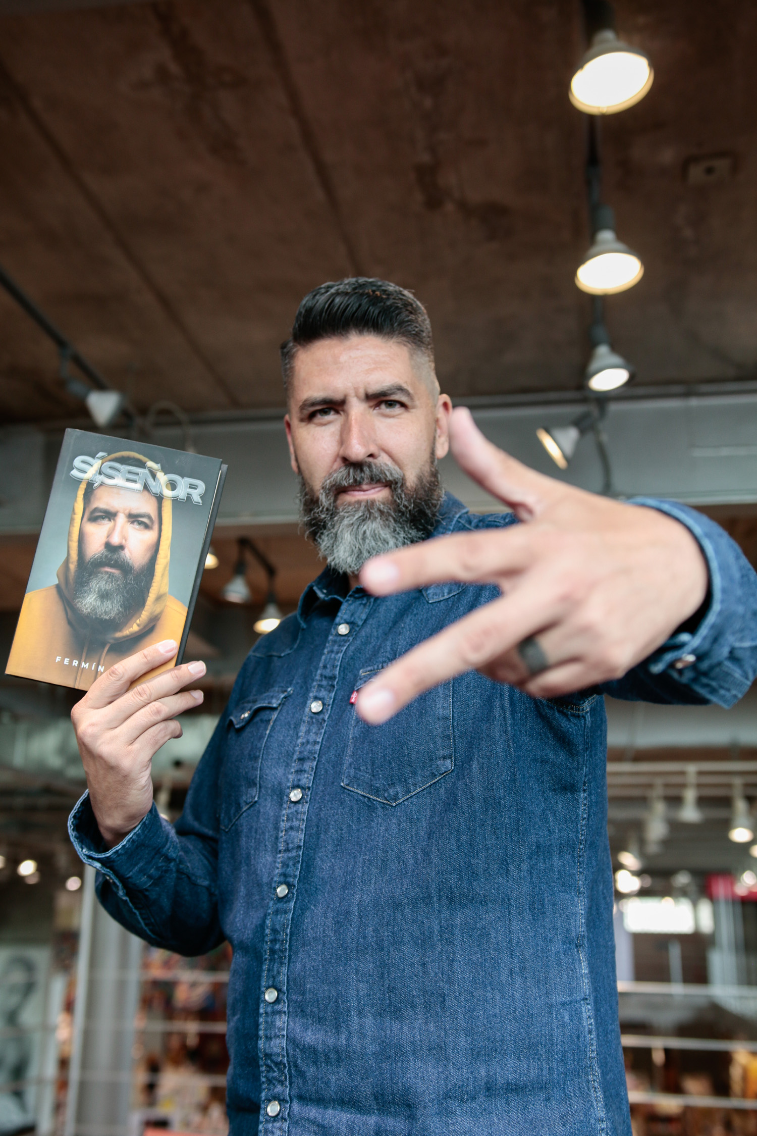 Sí Señor: Fuego, sonrisas, realidad y dolor con Fermín IV