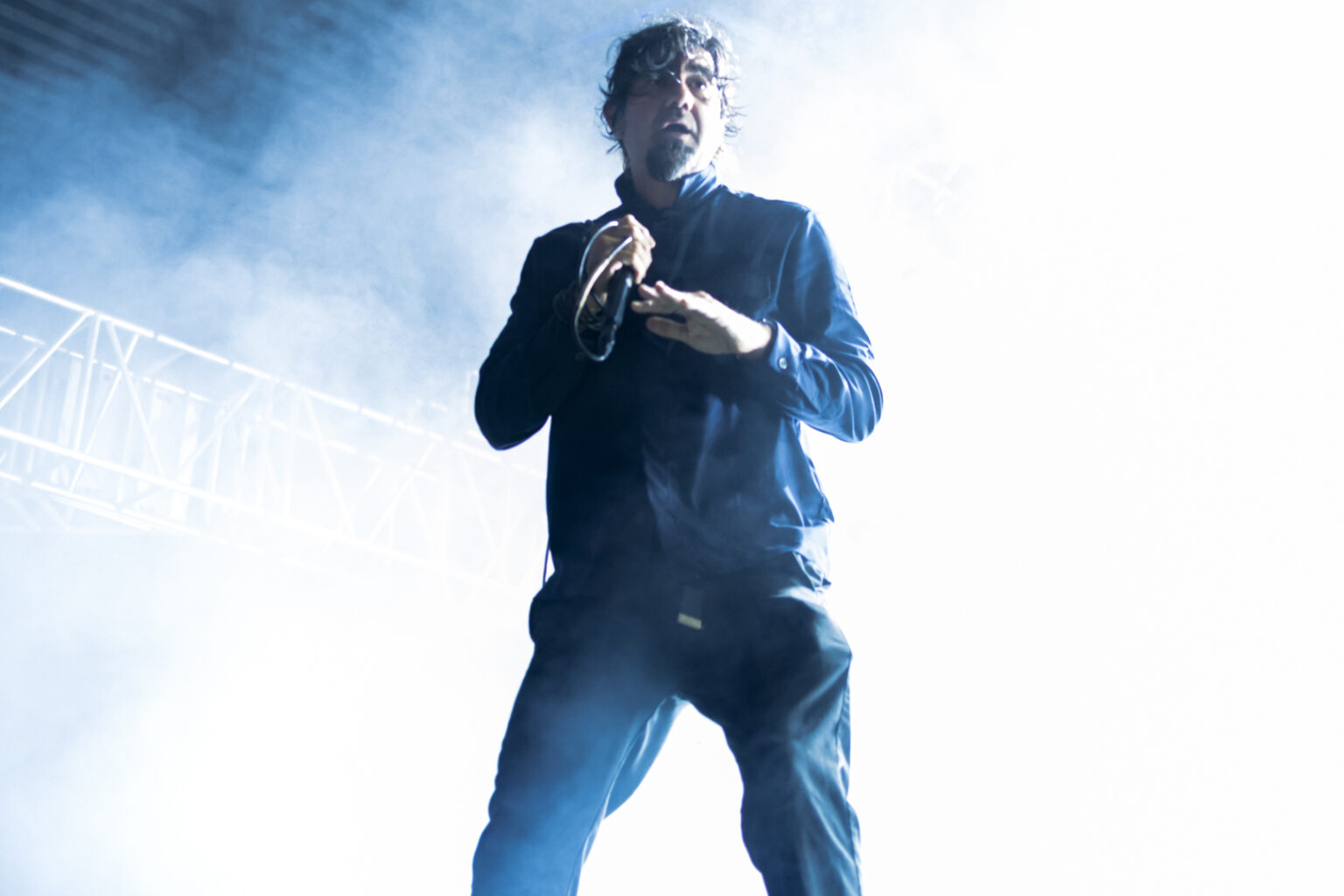 Crosses debuta en la Ciudad de México con una presentación sublime